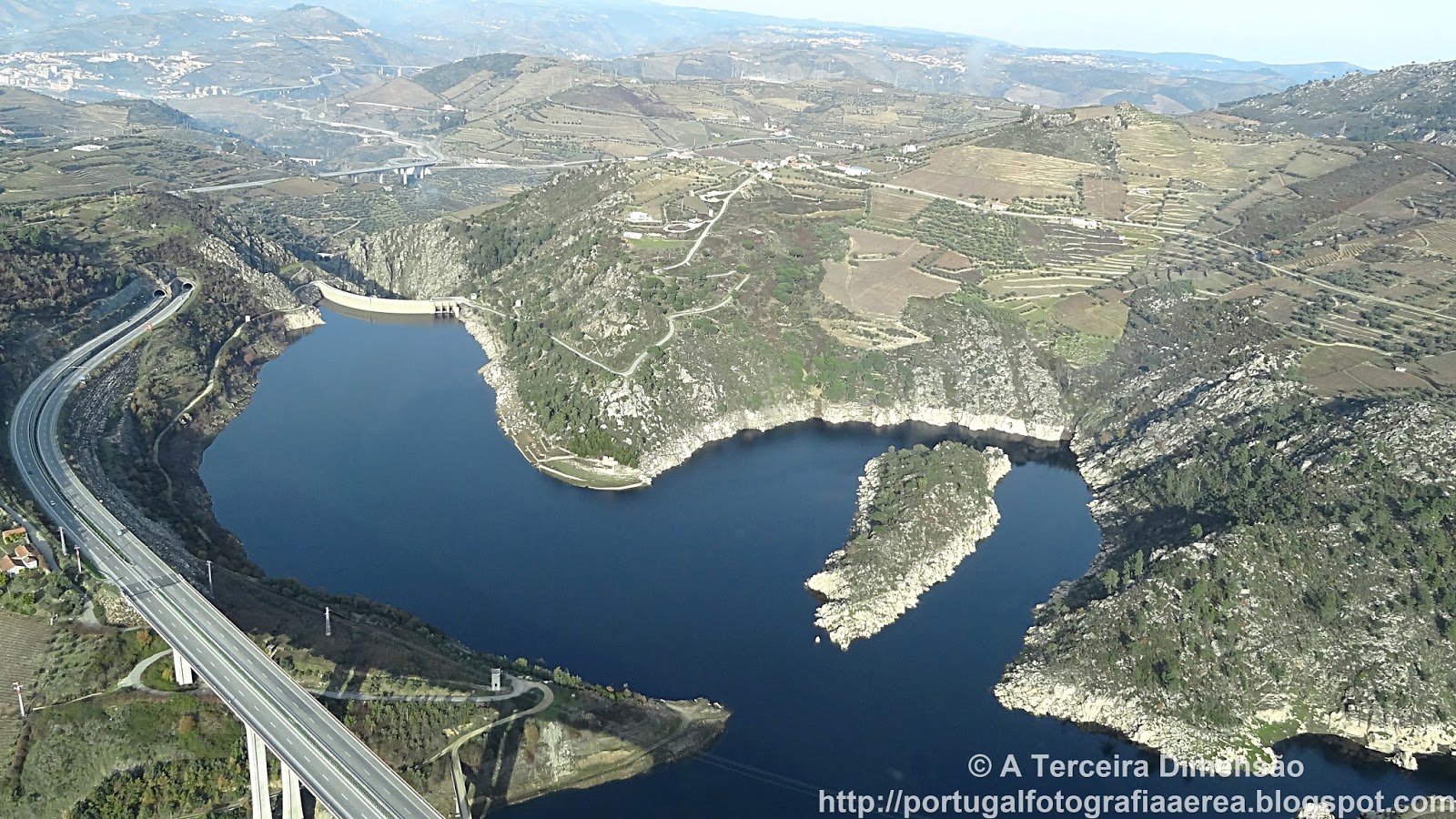 A Terceira Dimensão: Barragem de Varosa