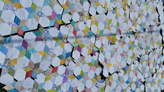 Vicki Sews: EPP Hexagon and Star Quilt Update