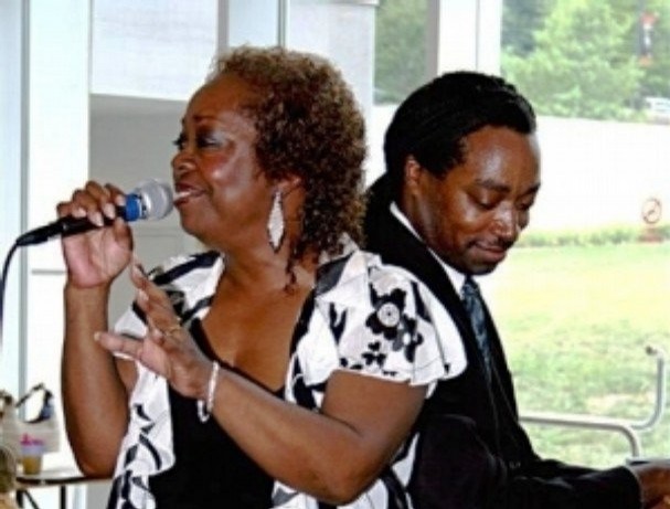 NOTICIAS Y EFEMERIDES MUSICALES Y DEL CINE: MUERE LA CANTANTE DE JAZZ Y ...