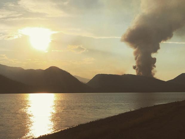 The Huckleberry Hiker: Berry Fire Forces Highway Closure in Grand Teton