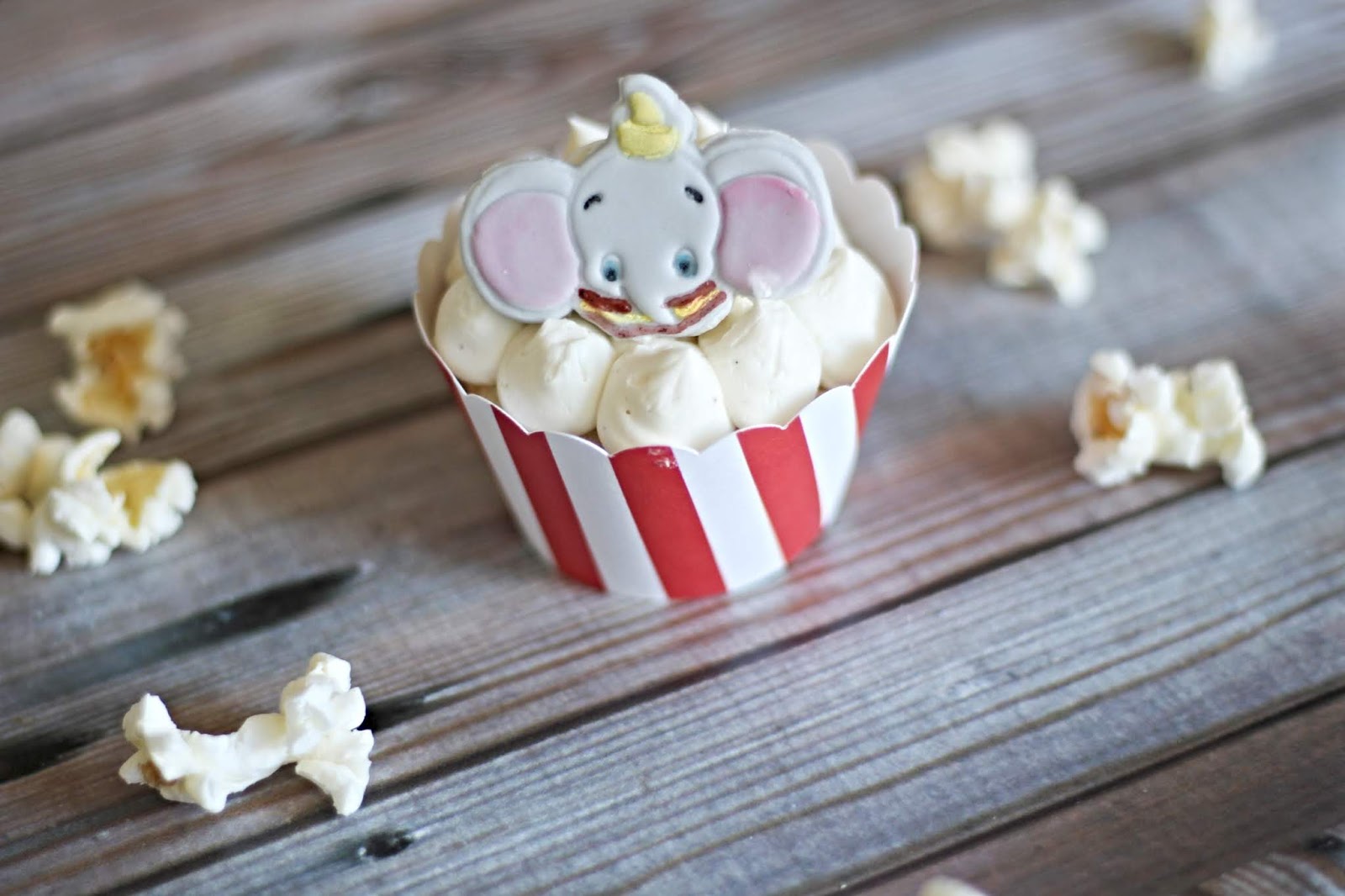 Dumbo Cupcakes - Confessions of a Pixie Traveler