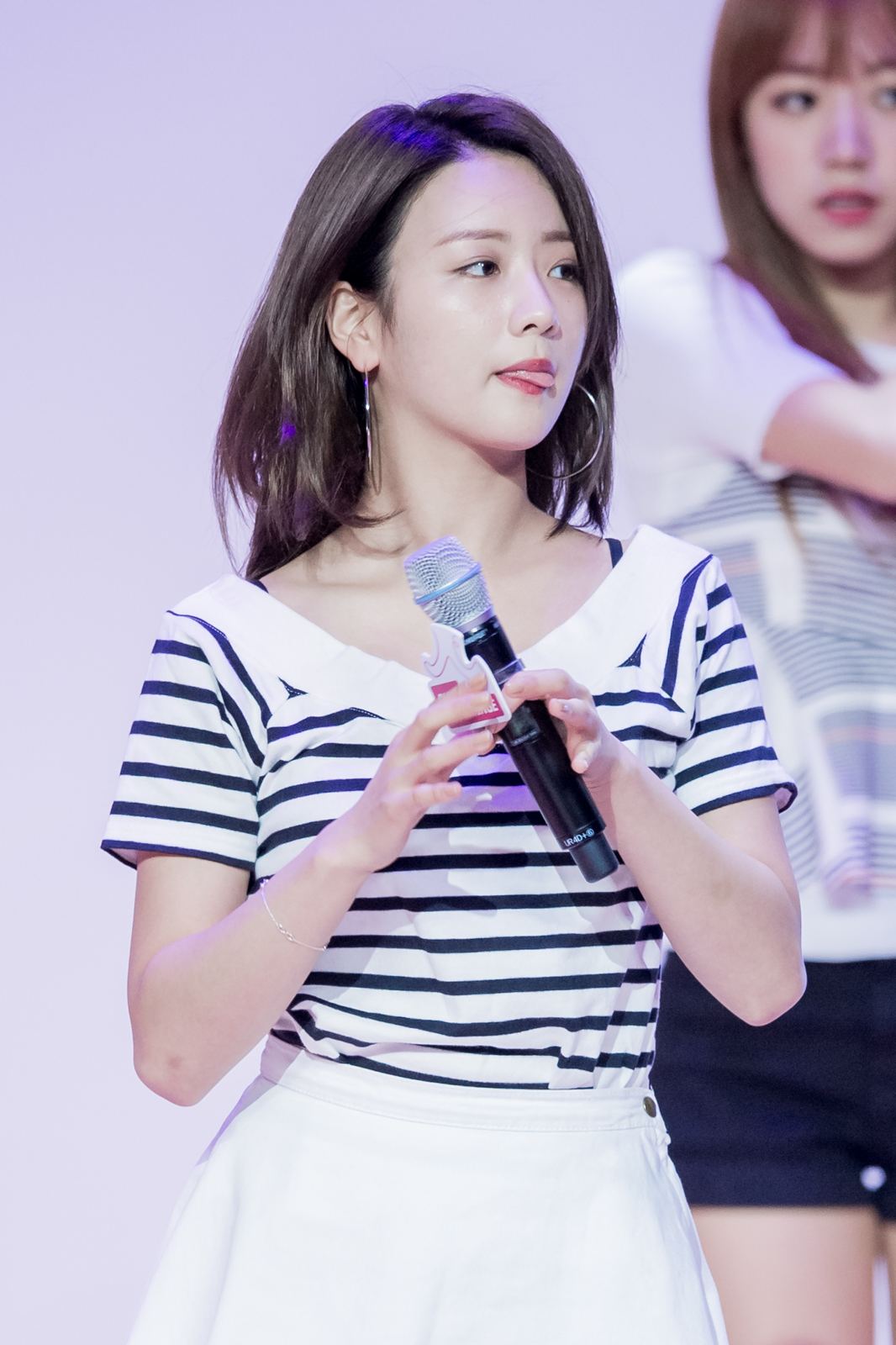 1000+ images about Bomi (Apink) on Pinterest | Gwangju, Posts and In ...