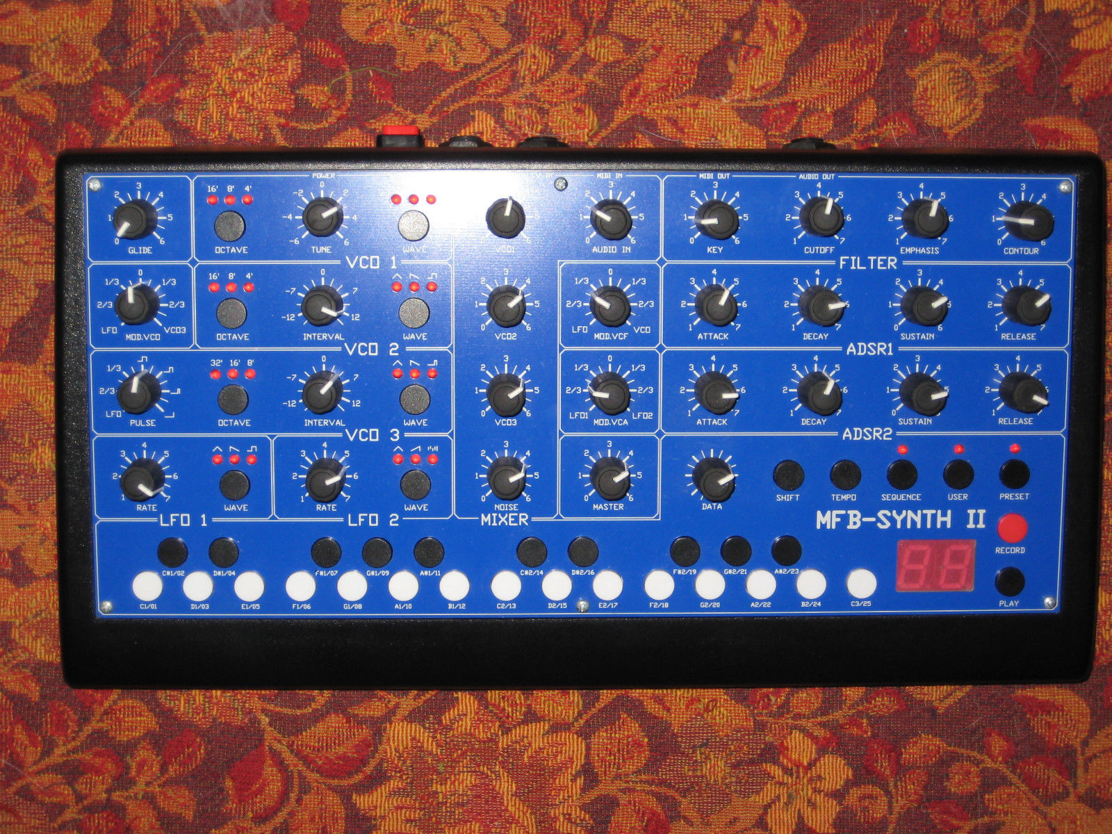 MATRIXSYNTH: MFB SYNTH II