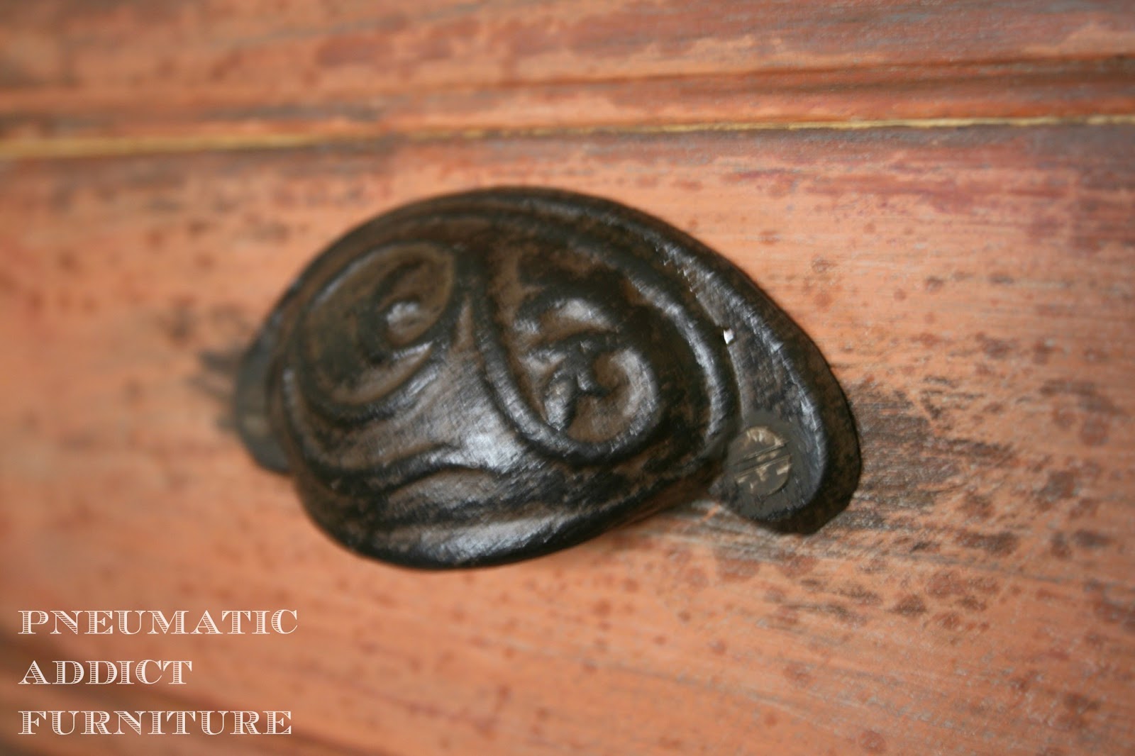 Layers of Color: Ce Ce Caldwell Georgia Clay Desk | Pneumatic Addict