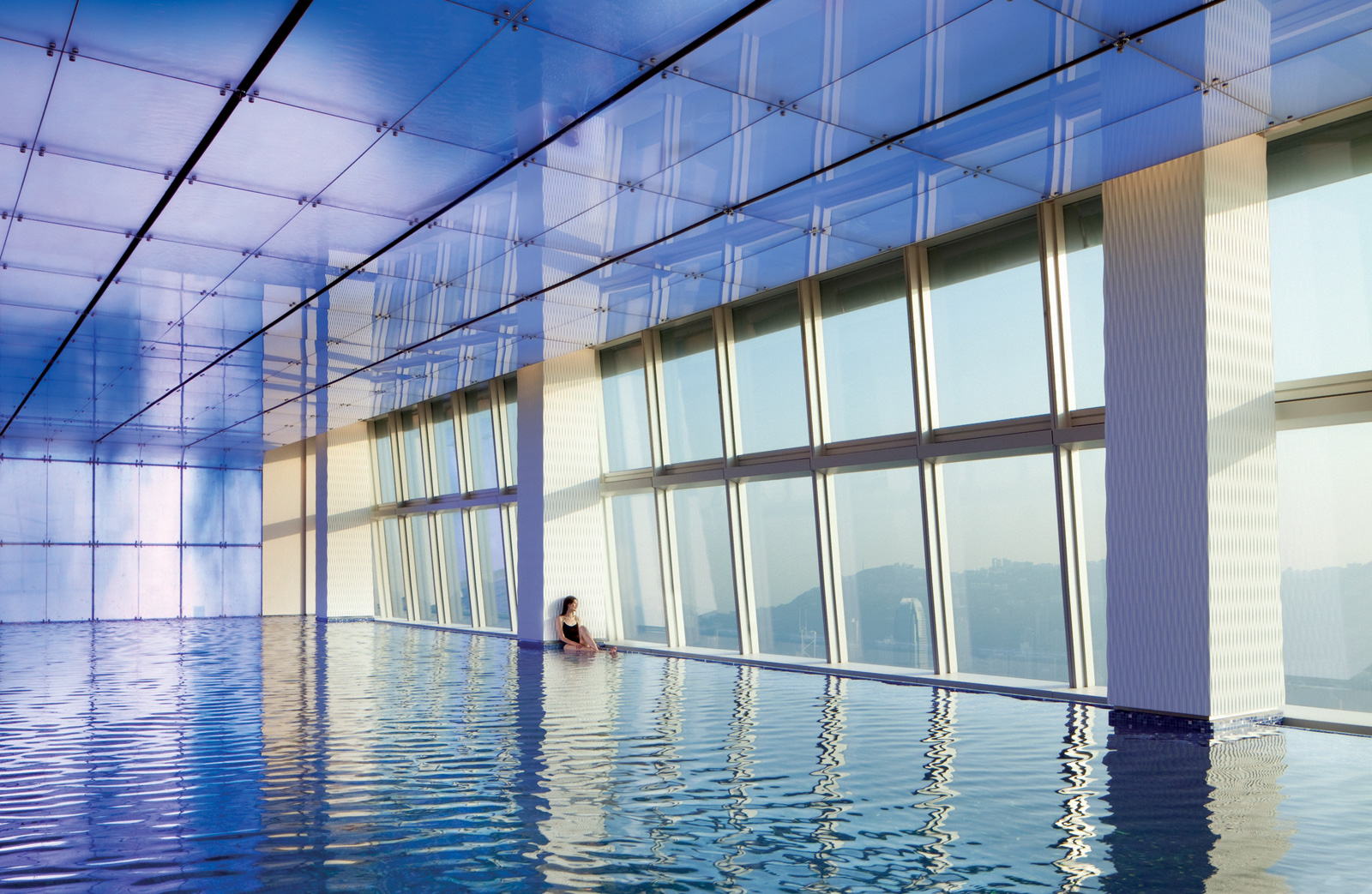 AnyTen: 10 World's Best & Beautiful Hotel Pools