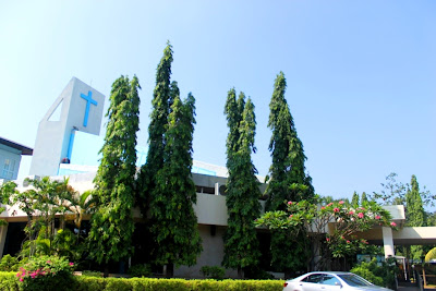 Fotografi Gereja Katolik di Indonesia: Gereja Katolik St. Thomas Rasul ...