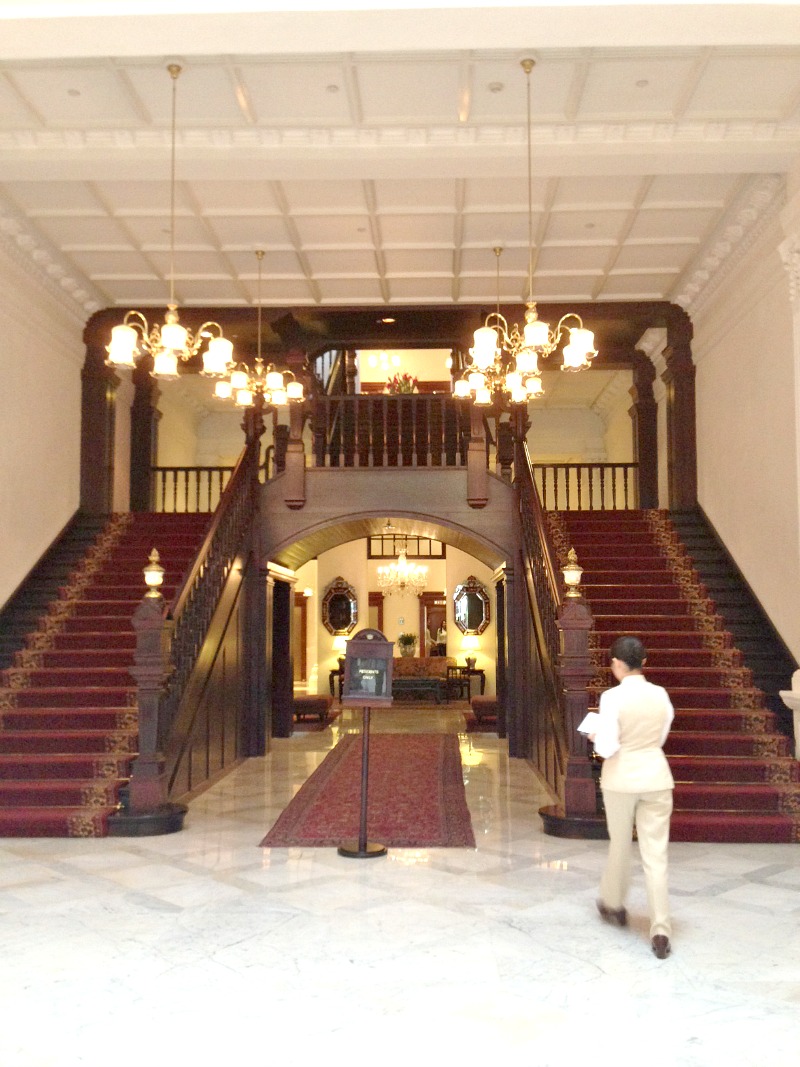 Awesome Staycation Deal at Raffles Hotel Singapore