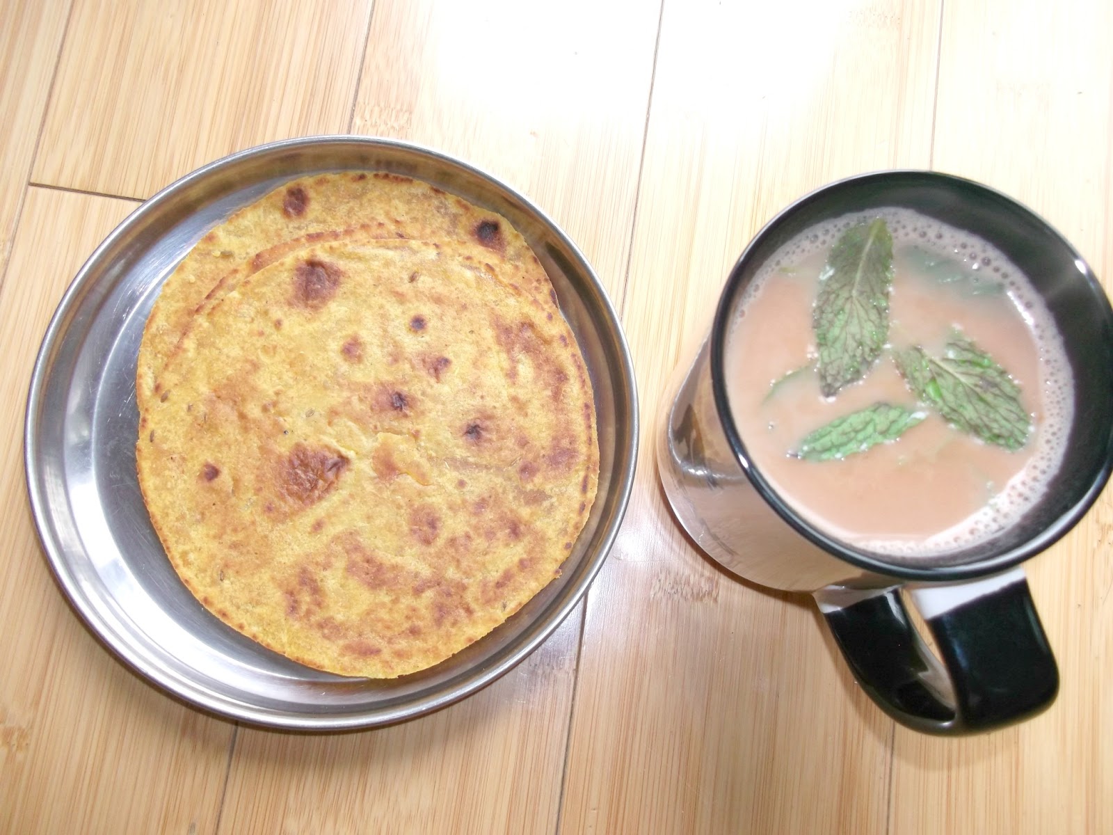 HCF: Tikhi Bakhri | Spiced Indian Flat bread