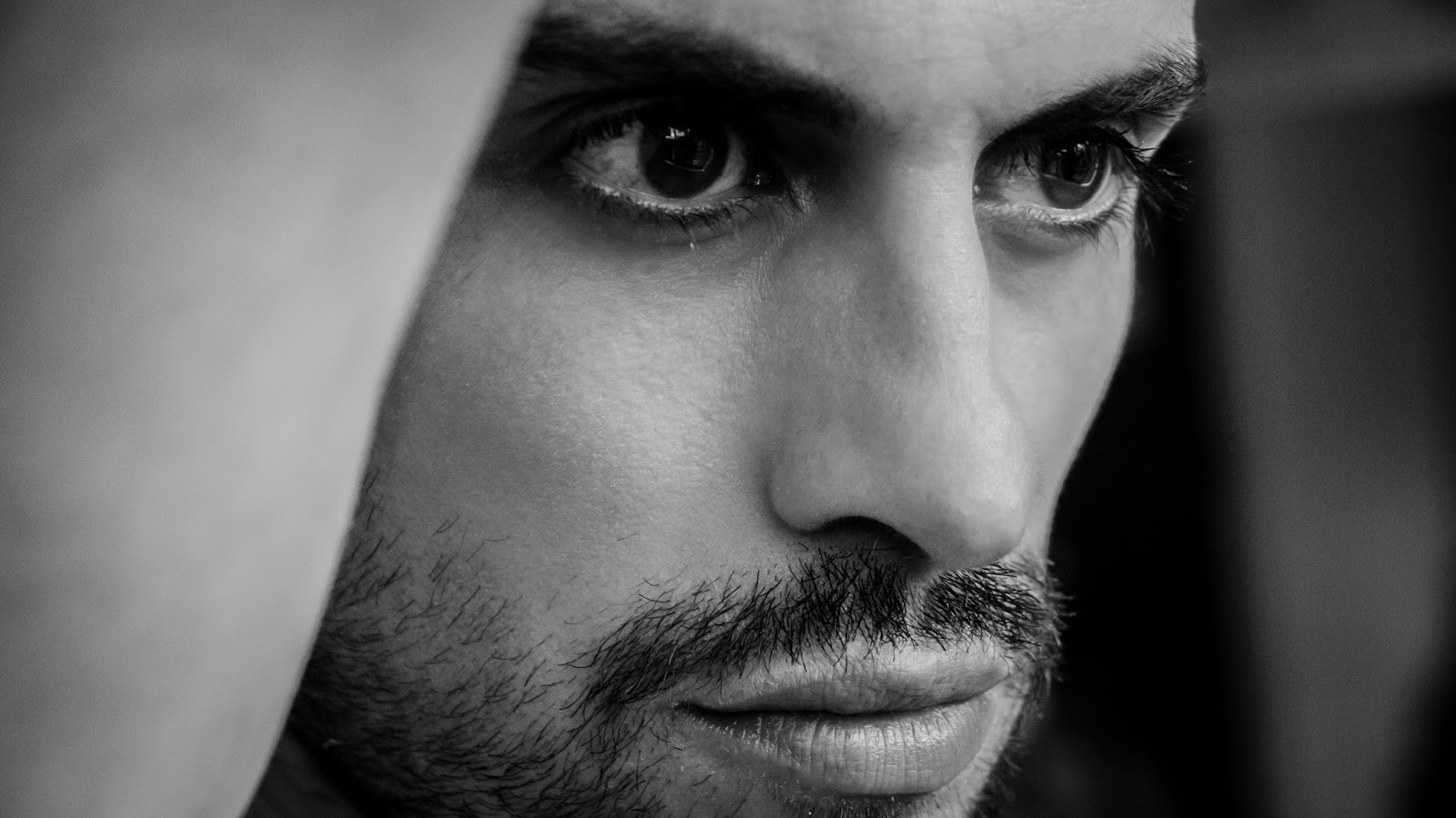 Desprès de; des dels meus ulls: George Ramos