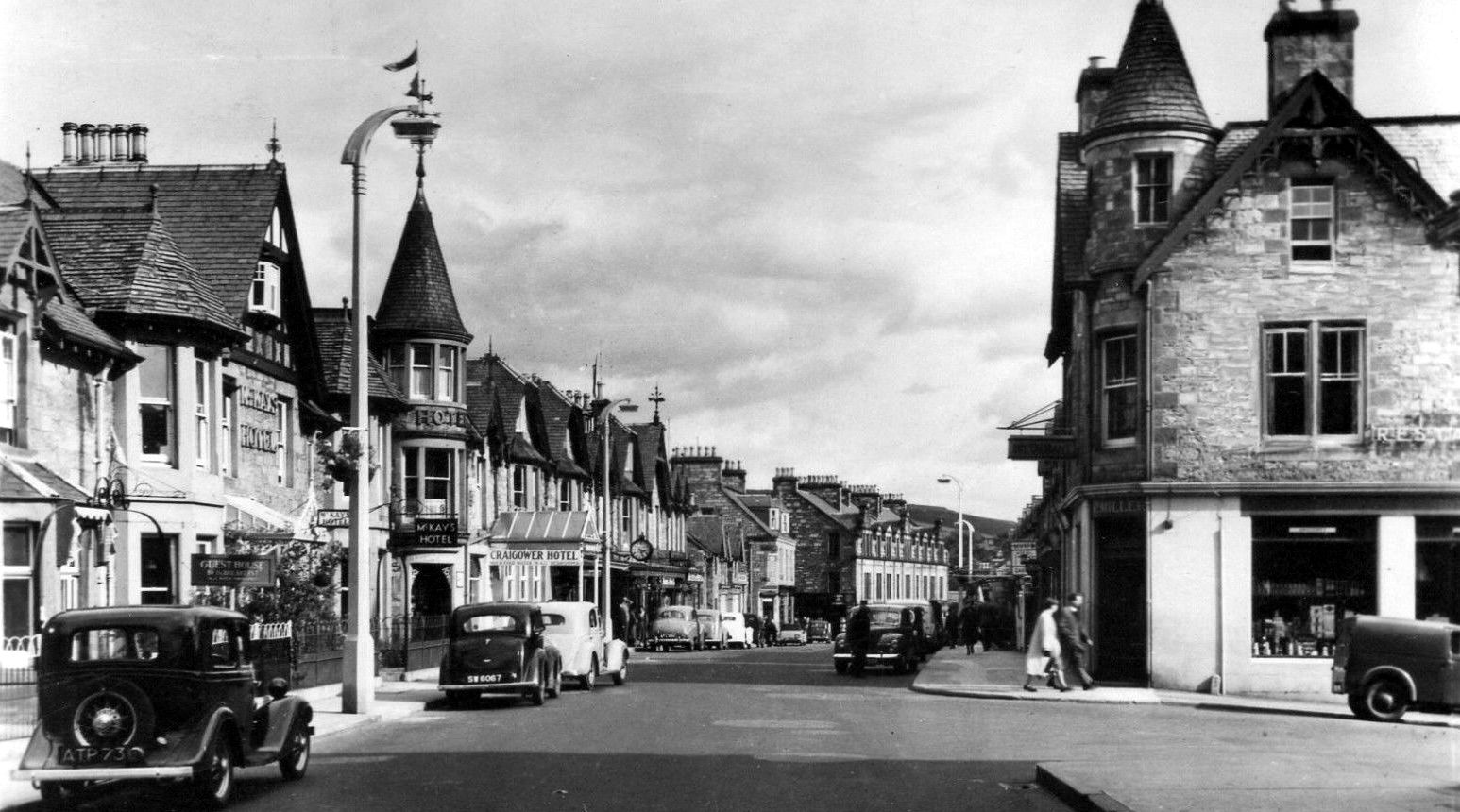 Tour Scotland: Old Photographs Main Street Pitlochry Highland ...