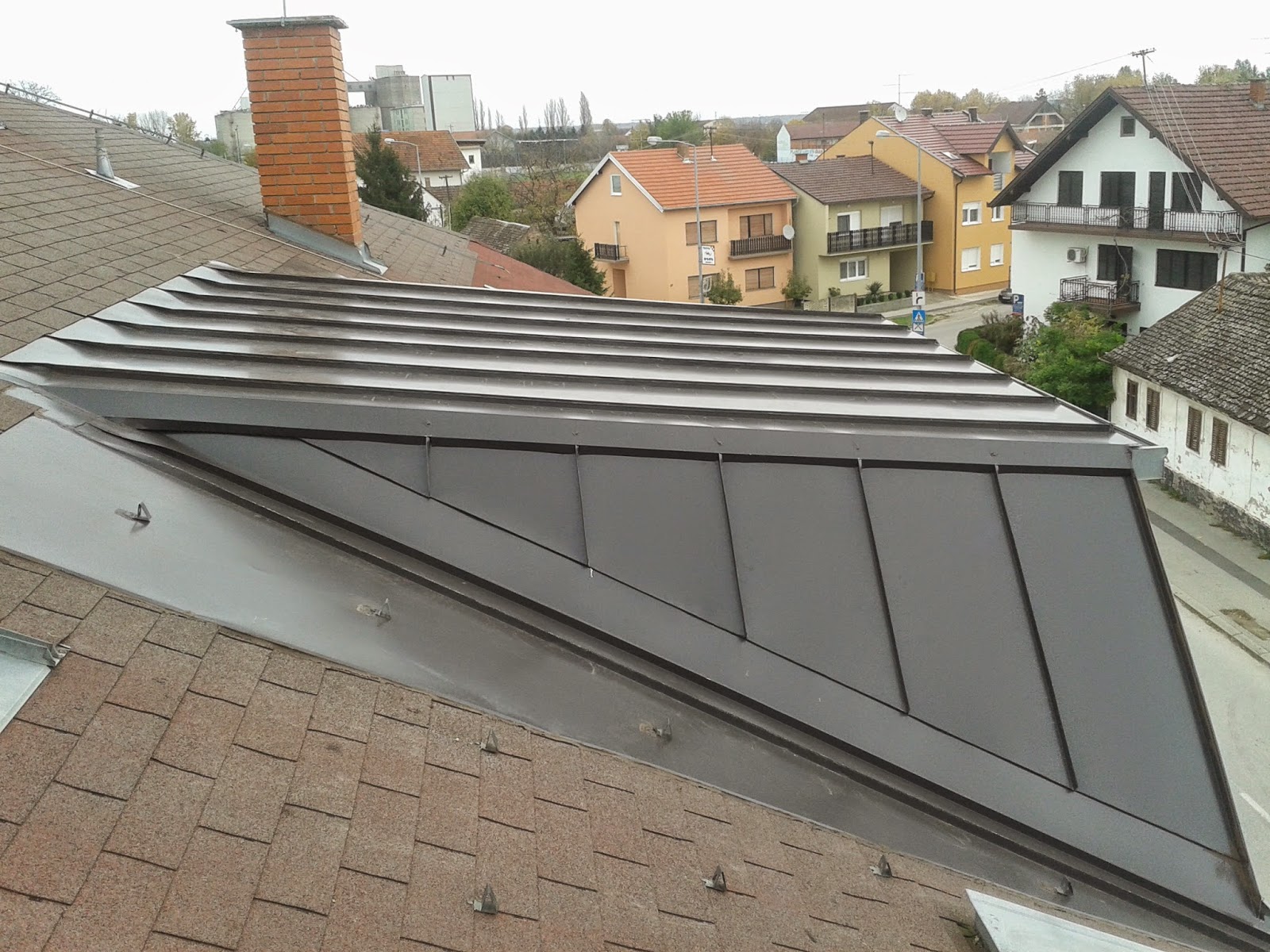 Obrt za limarske usluge Limovit Vinkovci: RAVNI FALCANI LIM