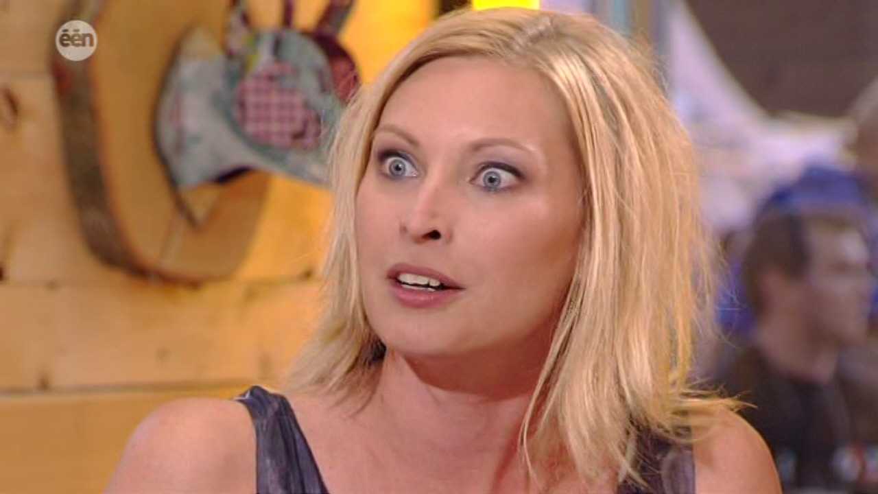 Bekende Vlaamse presentatrices: Veronique de Kock en Roos van Acker in ...