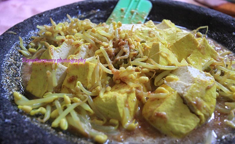 Dapur Harmoni: Manfaat Kacang dan Cara Mengolah Kacang Untuk Sambal Pecel