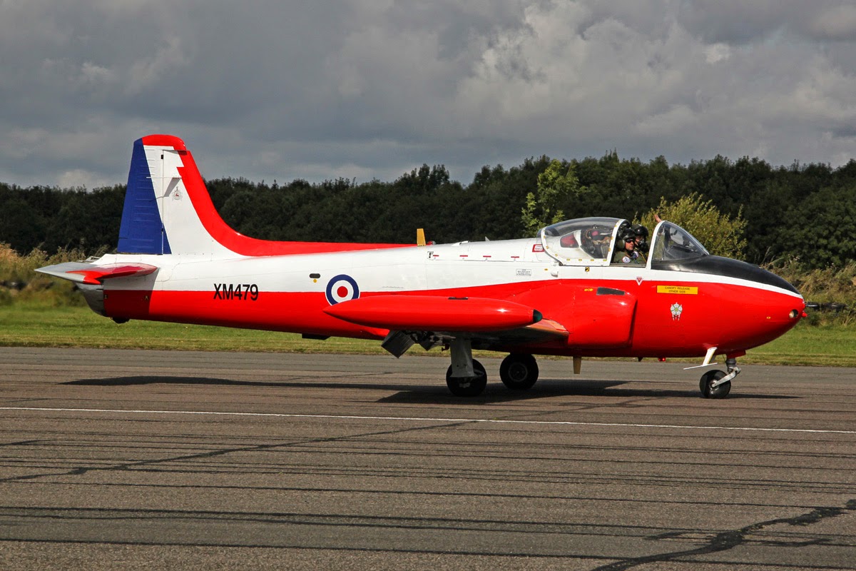 Planes and Trains - Planes 2014: XM479 / Hunting P84 Jet Provost T3A ...