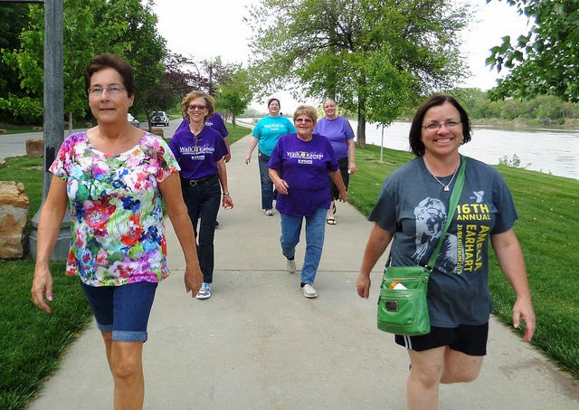 Kansas City Kansan: Take steps to better health: Walk Kansas starts ...