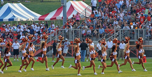 Bengals Cheerleader Lawsuit Sets New Legal Precedents for the Wild ...