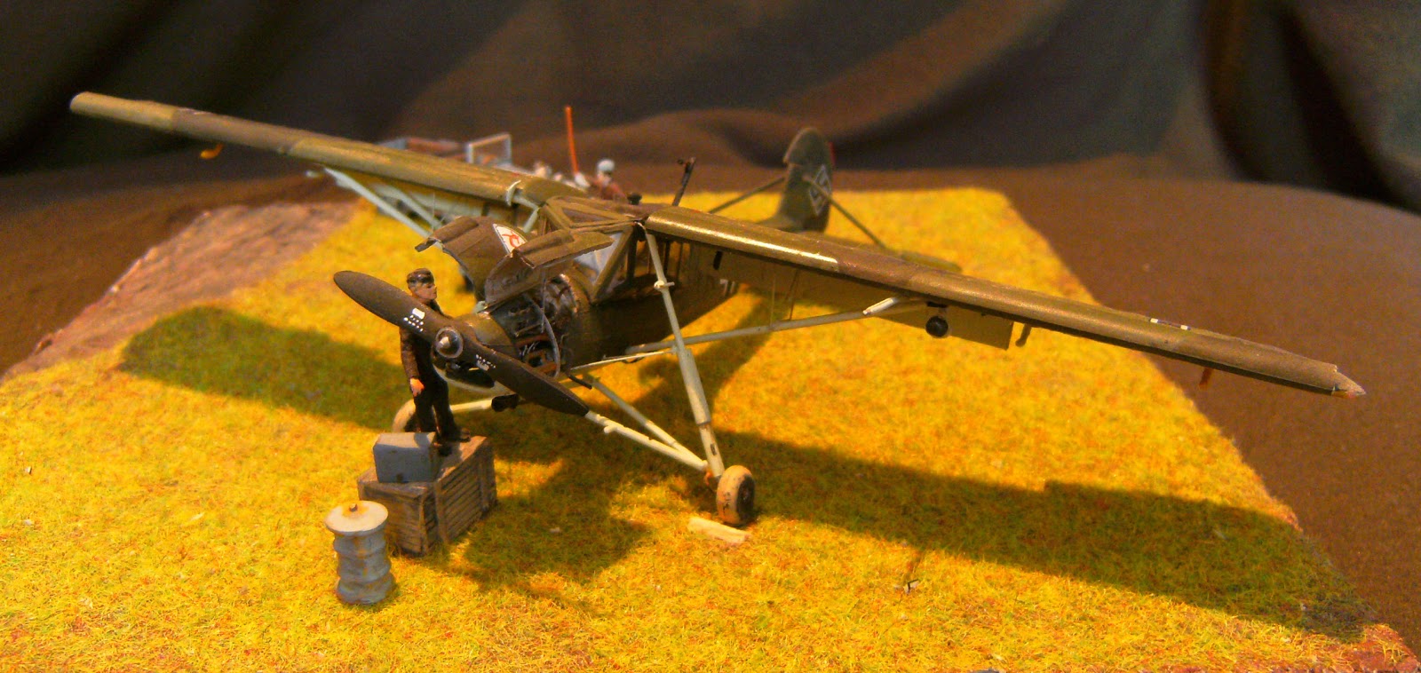 Happyscale-Modellbau: Fieseler Fi 156 Storch (1:72)