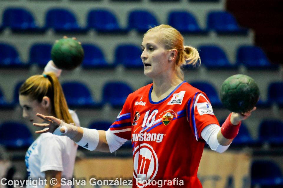 MAJA POPOVIC DEJA EL ELCHE MUSTANG – Deporte Cien Por Cien