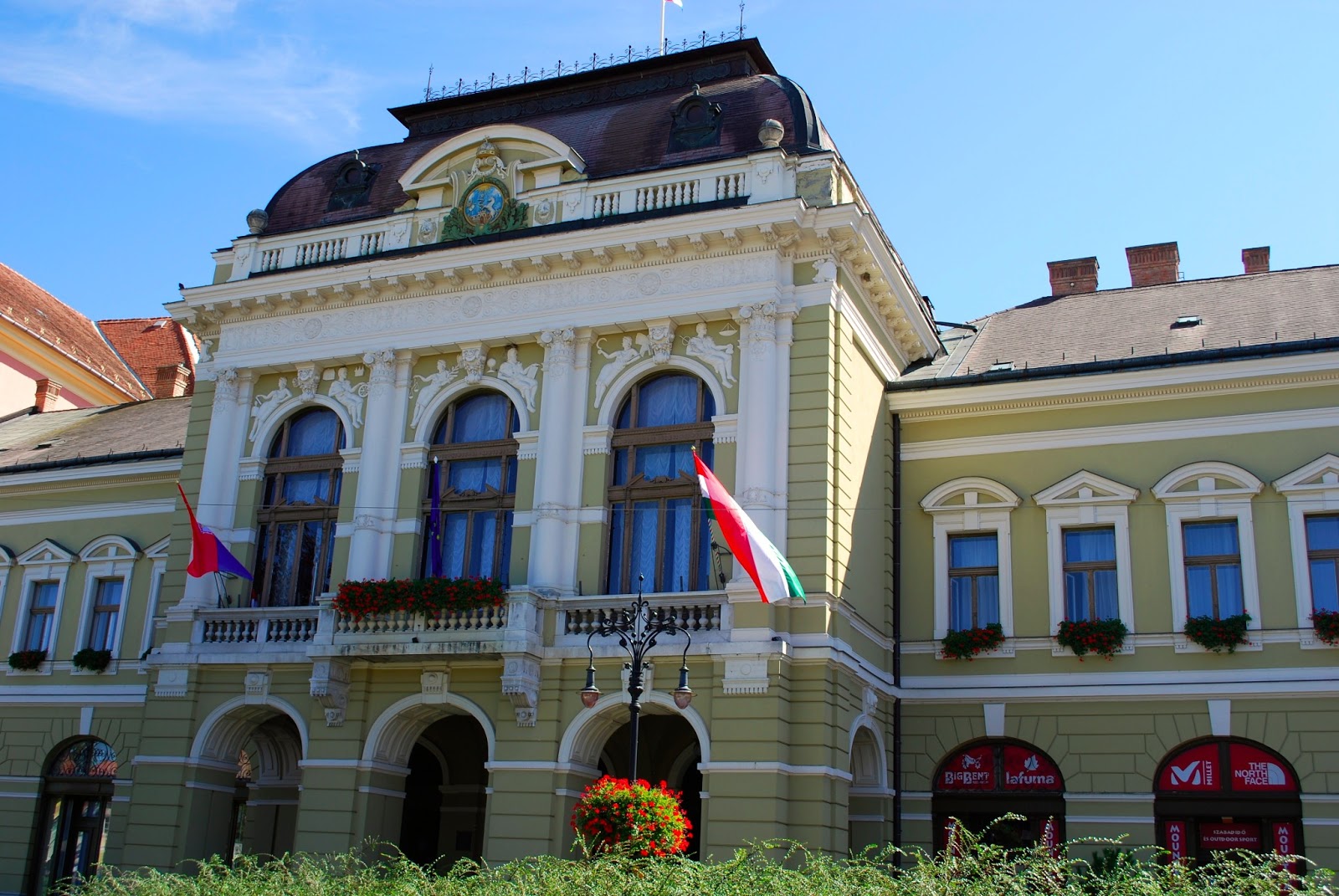 Wanderlust Traveler: Eger, Hungary