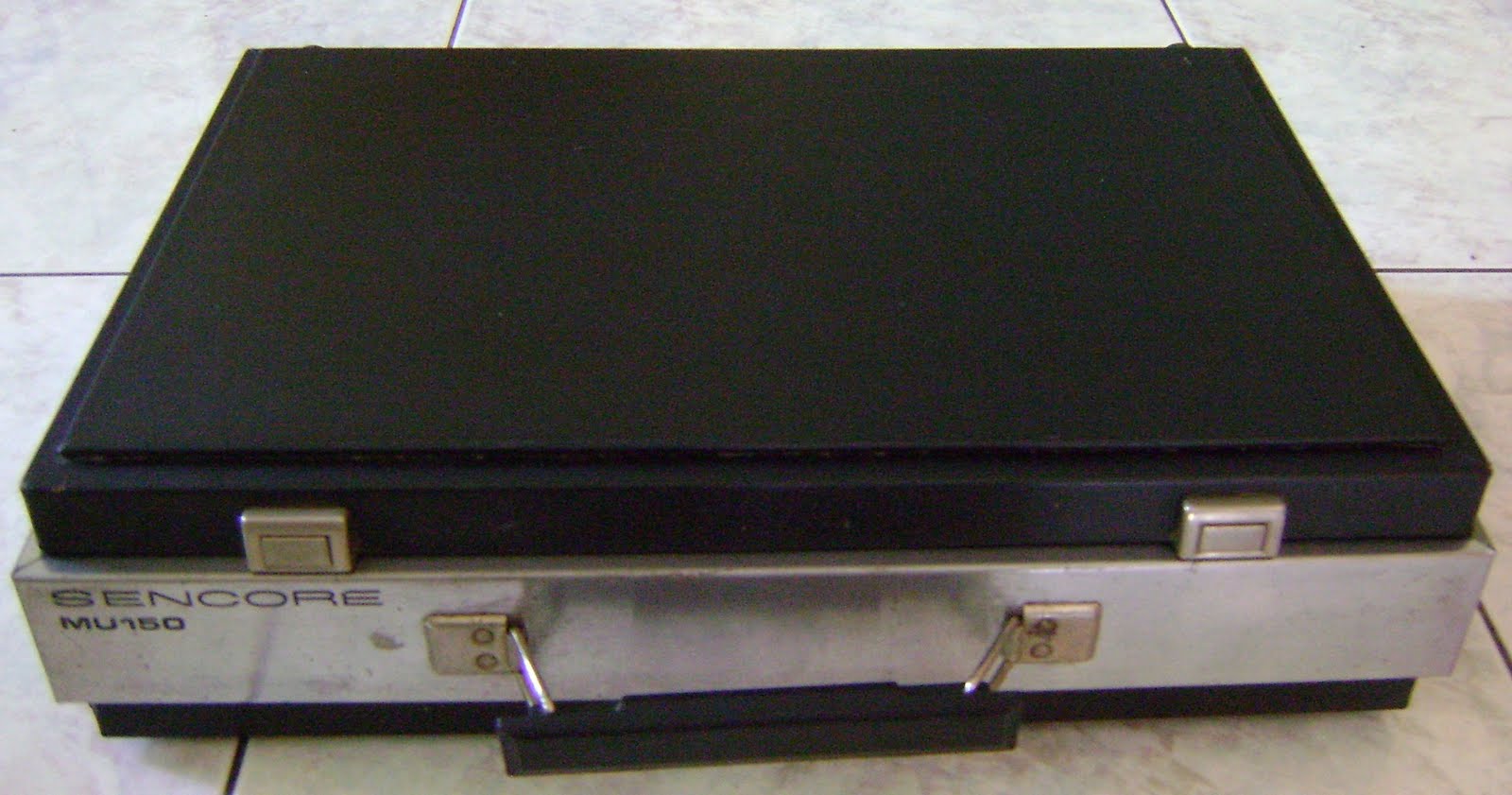 KINTA VALLEY AUDIO: Sencore MU150 tube tester ( Used ) Sold