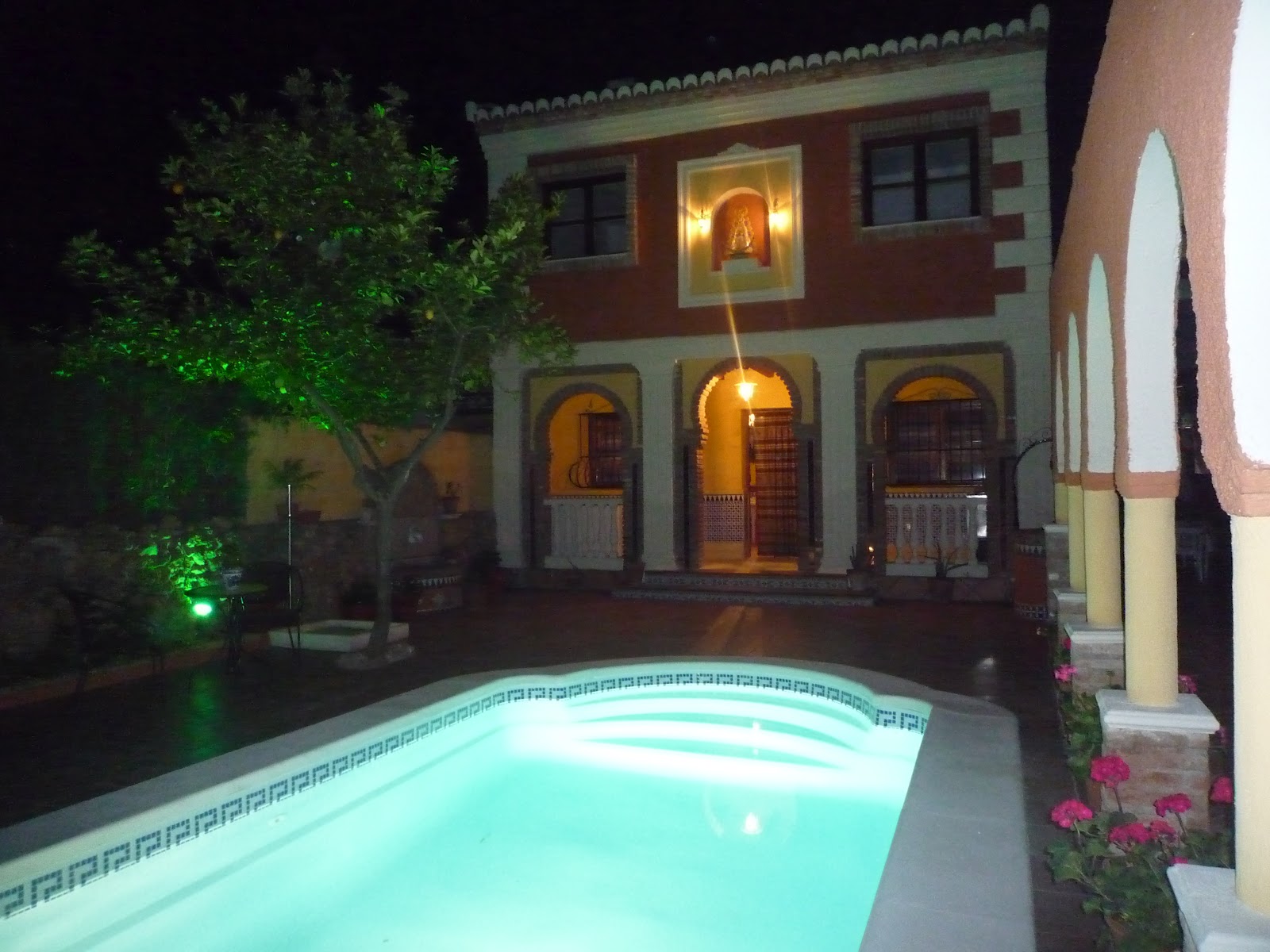 Casa de Antonio & Isabel: Casa de Antonio & Isabel por la noche