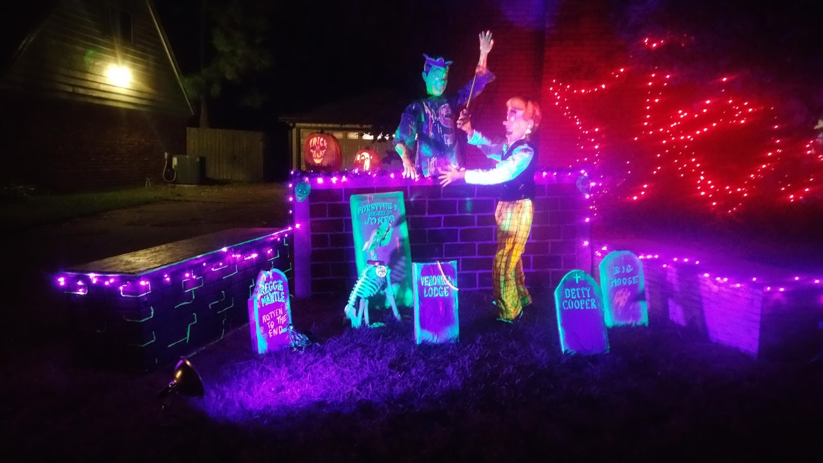 Mike Mitchell Online: Happy Halloween - Afterlife with Archie