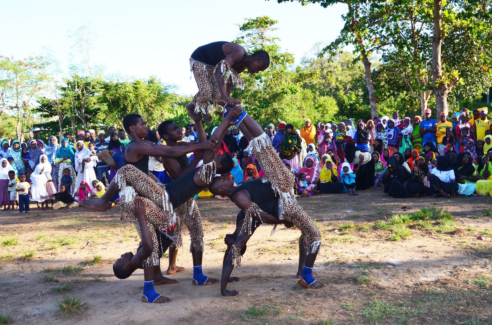 MWAKILISHI WA JIMBO LA TUNGUU ZANZIBAR SIMAI SAID AZINDUA BARAZA LA ...