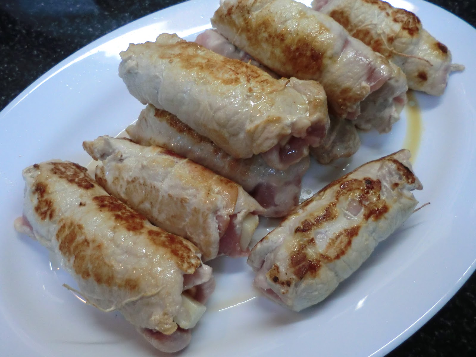 The Little Kitchen of Silvia: Rollitos de carne