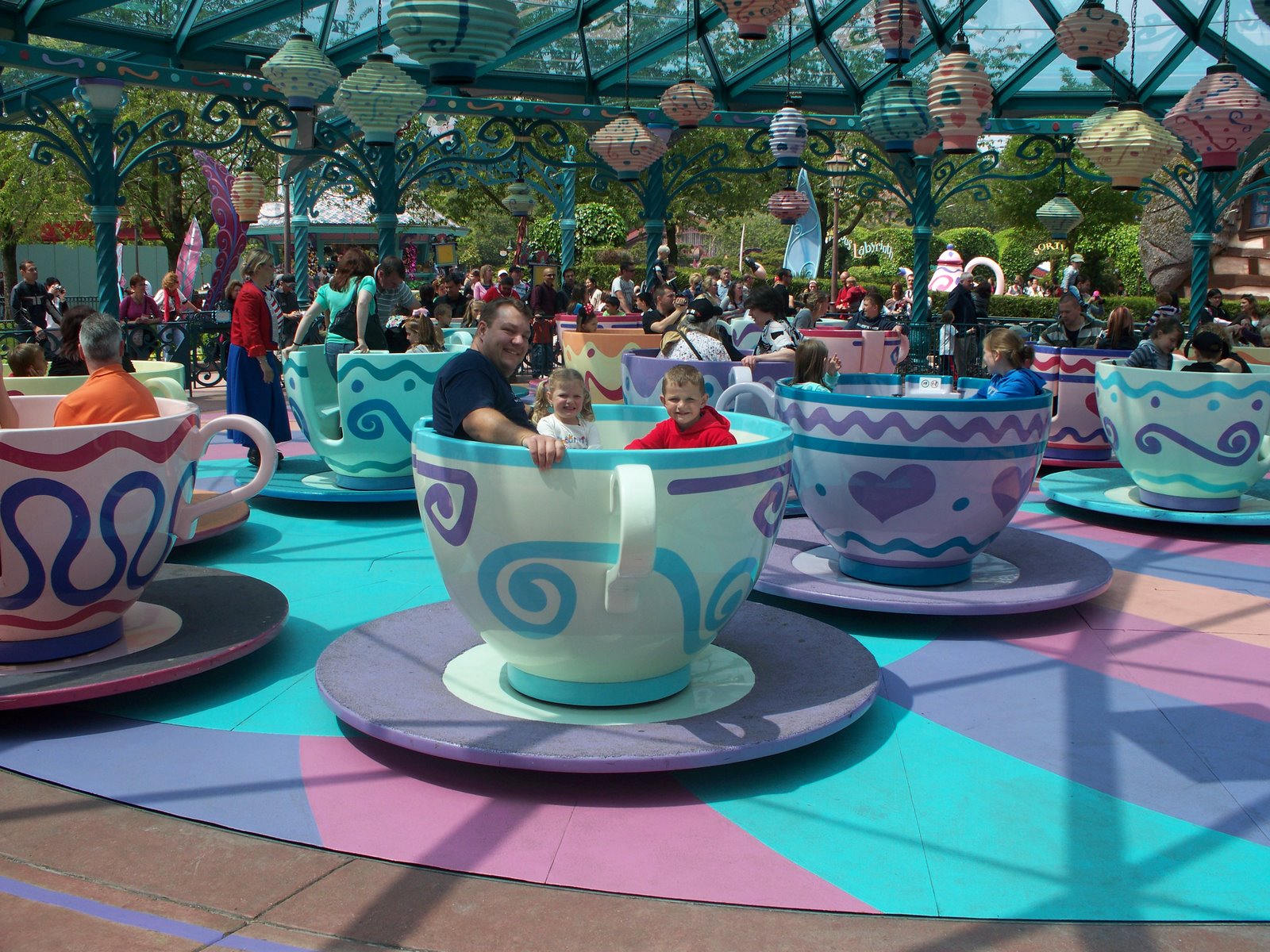 Hurley Home Blog: Mad Hatter's tea party
