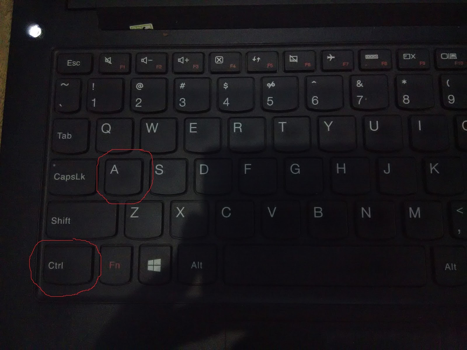 Putri Cahyati berkicau: Macam dan Fungsi Shortcut