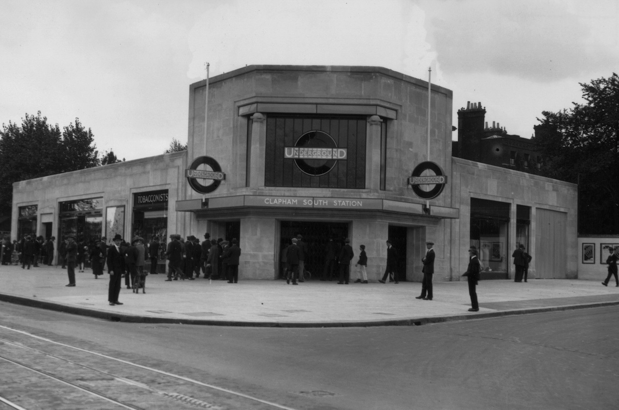 40 Amazing Vintage Photographs That Capture Everyday Life in London ...