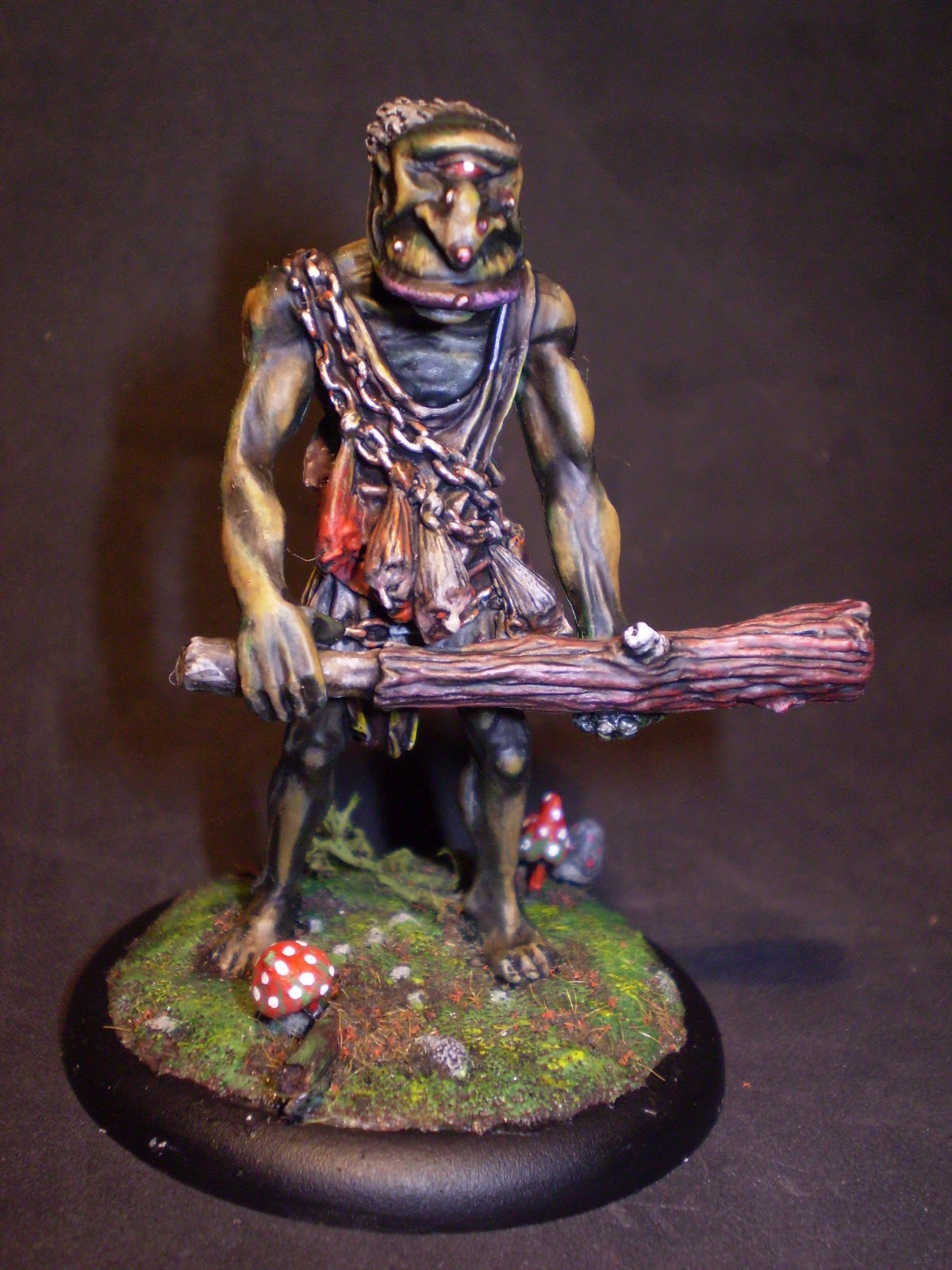 ilikepaintinglead: CITADEL SOLID BASE C28 GIANT