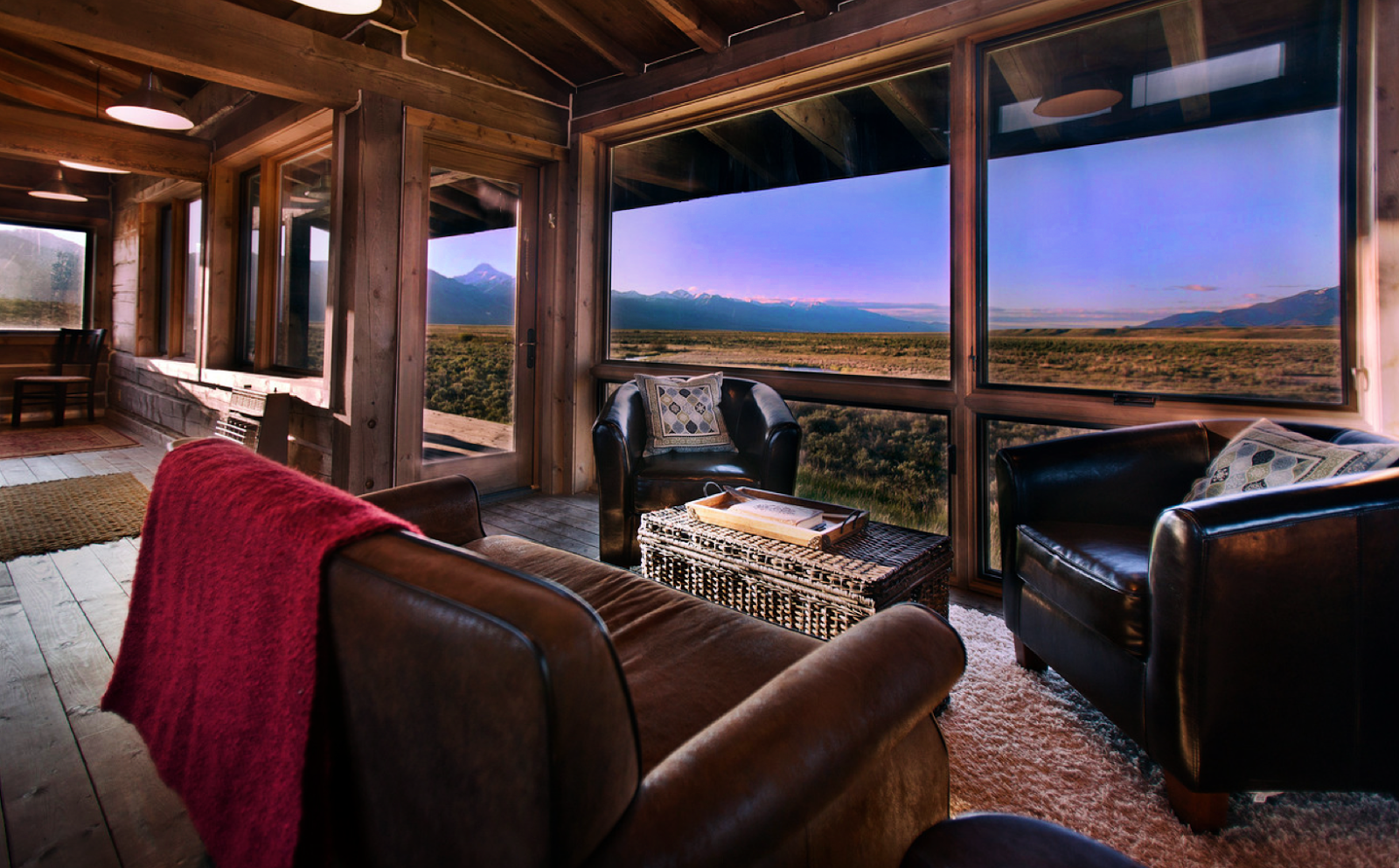 Coolest Cabins: Breathtaking Ranch Cabin