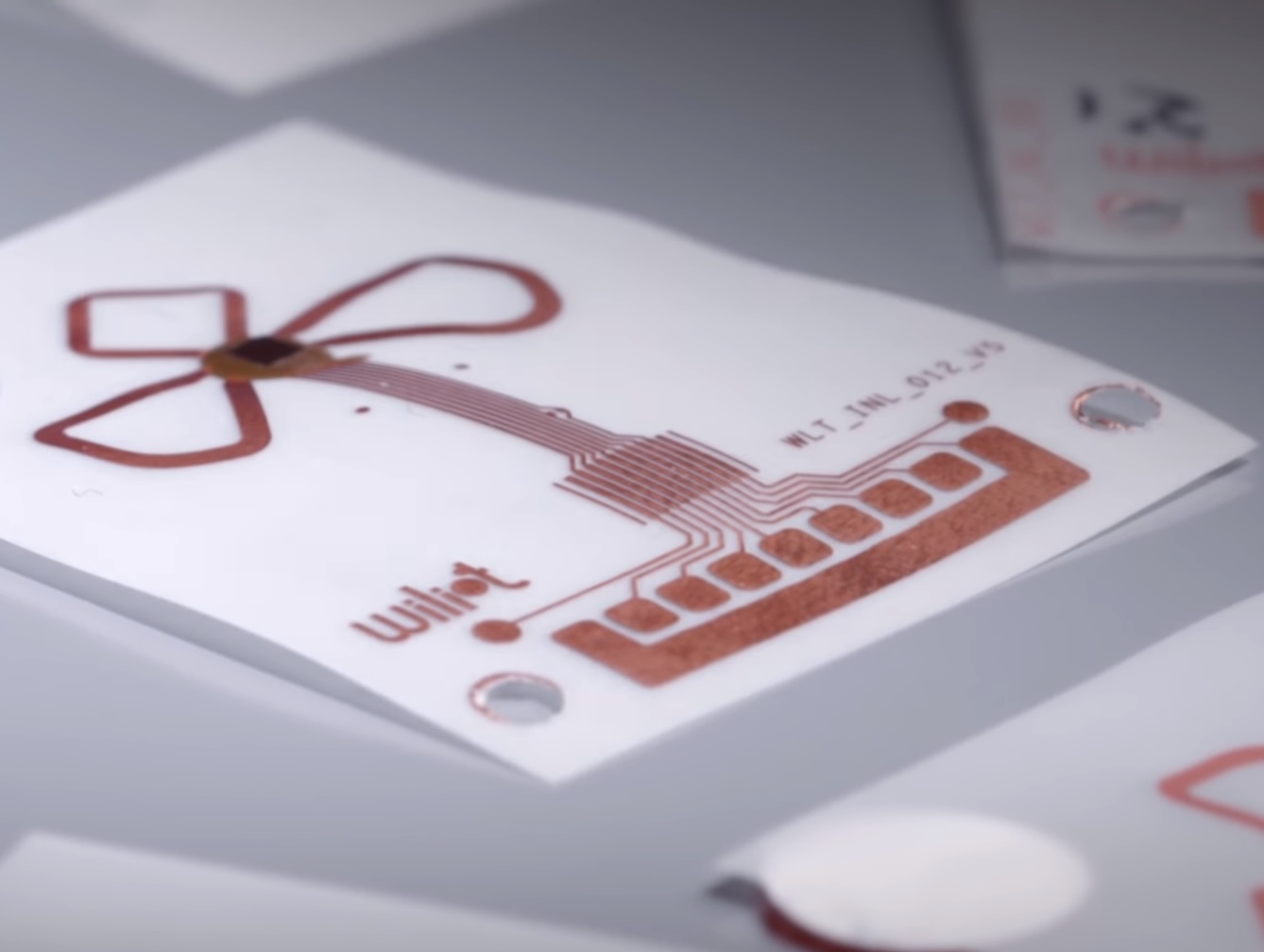 This Bluetooth chip works through energy from the air