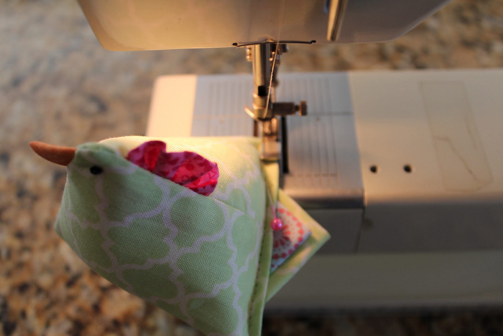 Chicken Pin Cushion Tutorial & Giveaway