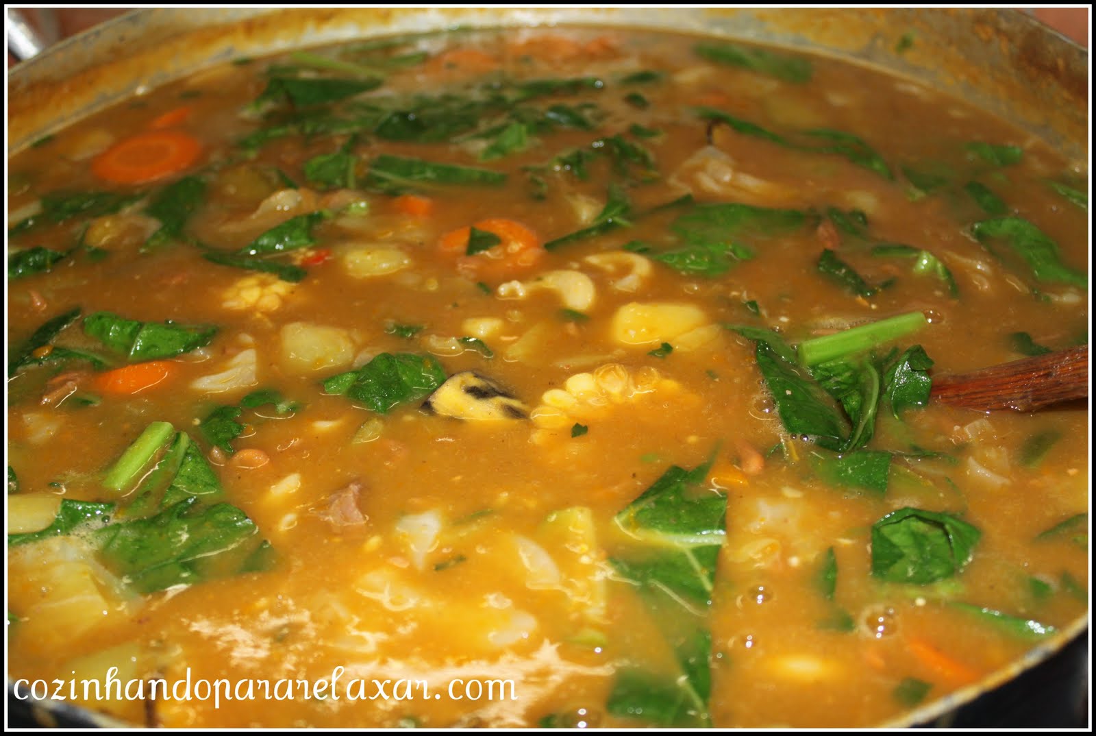 Sabores de África: Sopa de banana da terra e milho ( Angola )