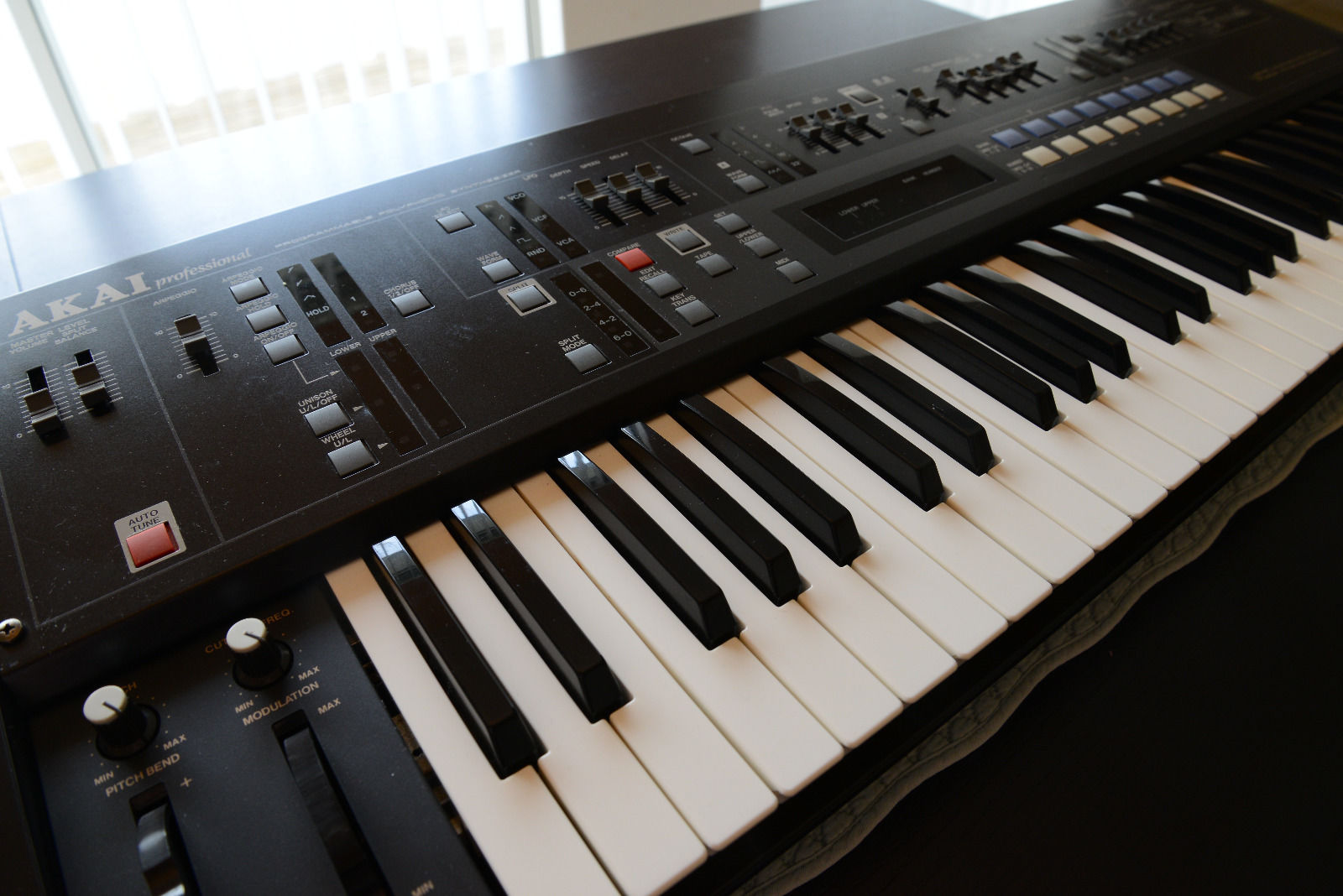 MATRIXSYNTH: AKAI AX60 Analog Synthesizer