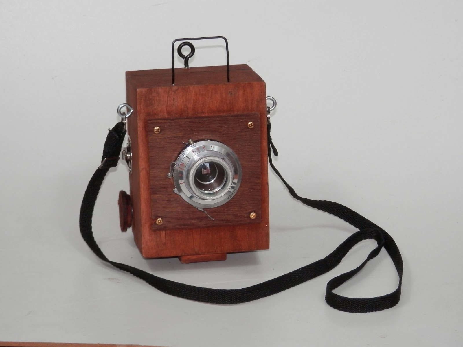 Caffenolcolor: My new Flintstone camera