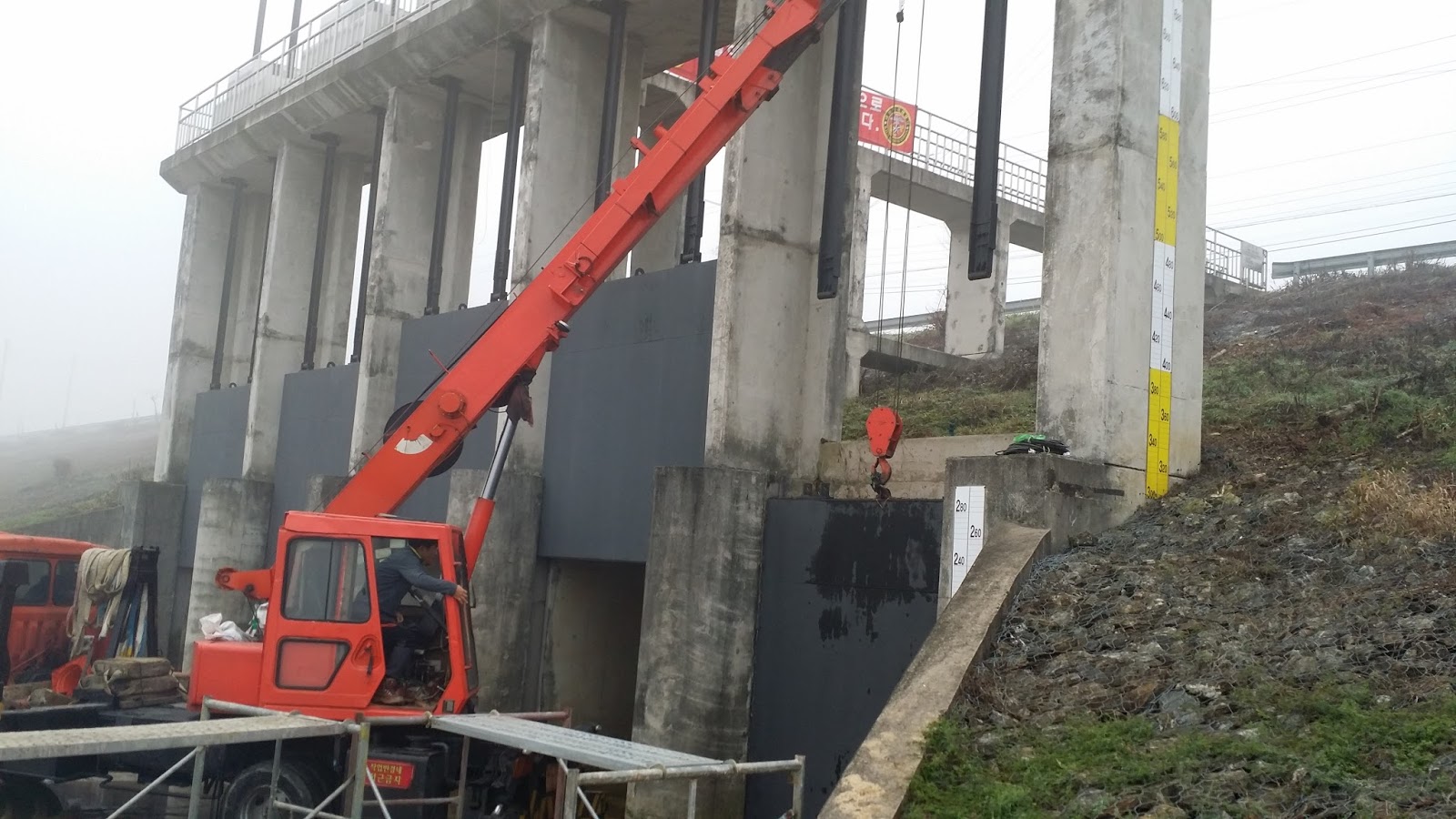 HASUH PUMP GATE: HASUH Pump Gate®, completed in Dongi, Okcheon-gun ...