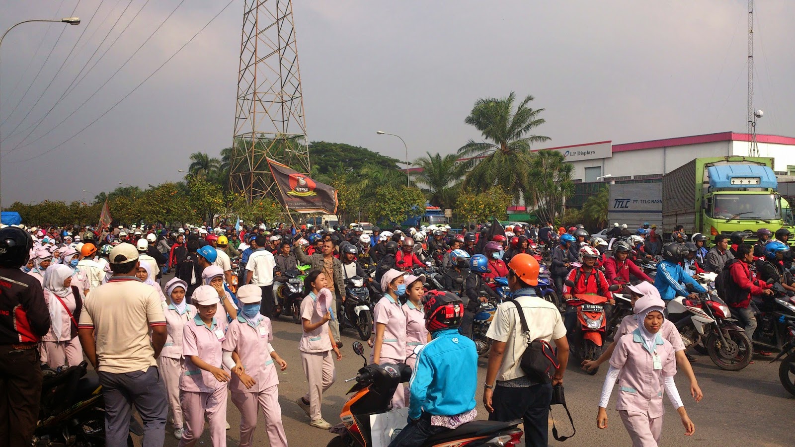 TBINA in Focus: Pekerja TBINA : solidaritas untuk buruh menggapai ...