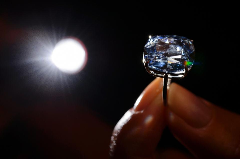 Rare blue diamond sells for record $48.5 million at auction
