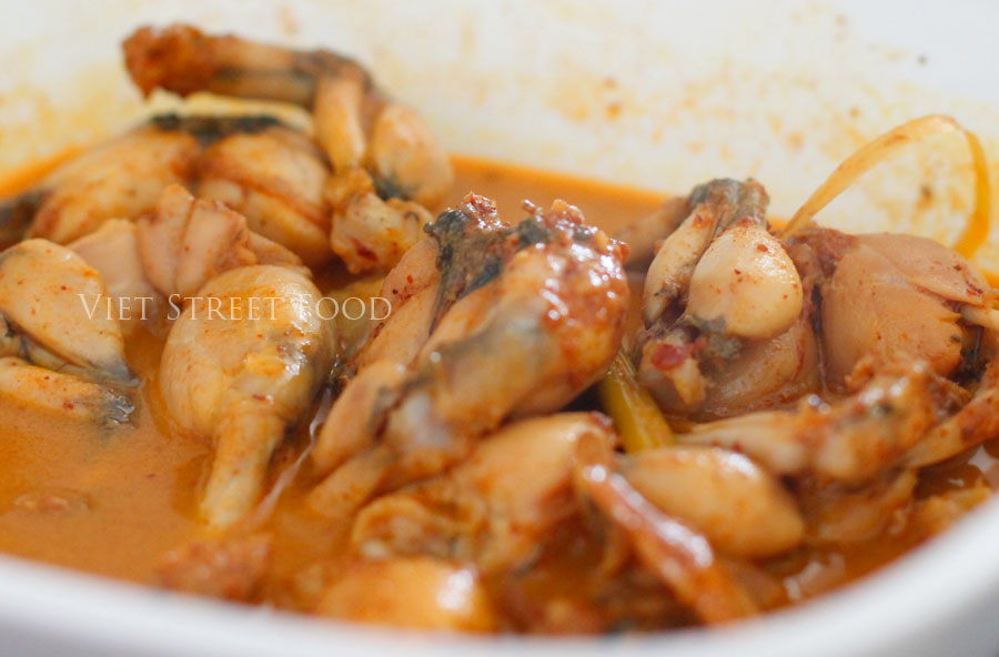 Viet Street Foods: Frog curry (Cà ri ếch)