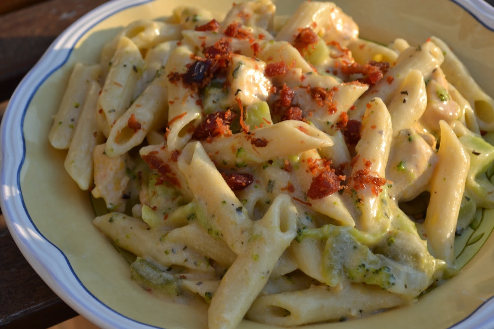 Cheesy Bacon Ranch Chicken Pasta