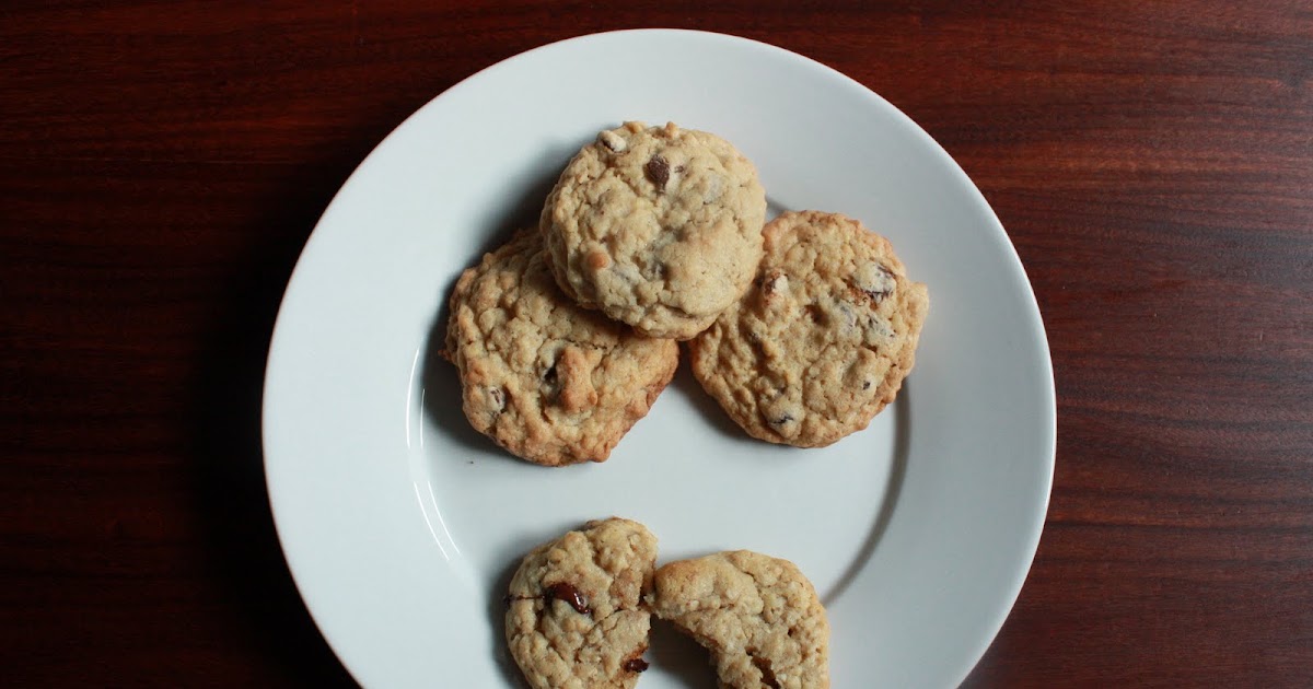 ROOK: The Yummiest Chocolate Chip Cookies