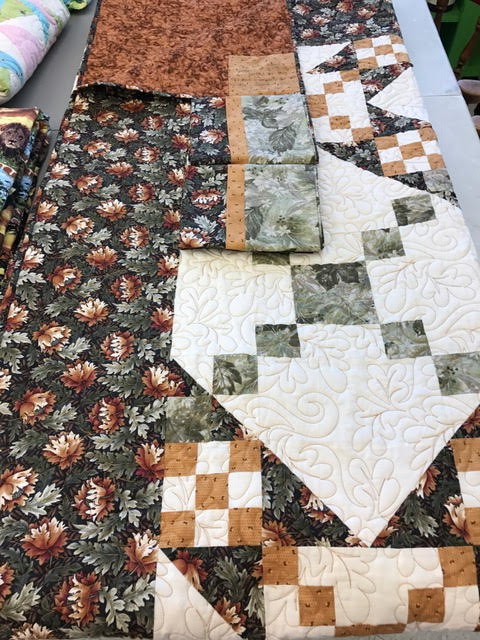 QUILTING WITH AREA 3: Lisbon Krazy Kwilters Help Local Family
