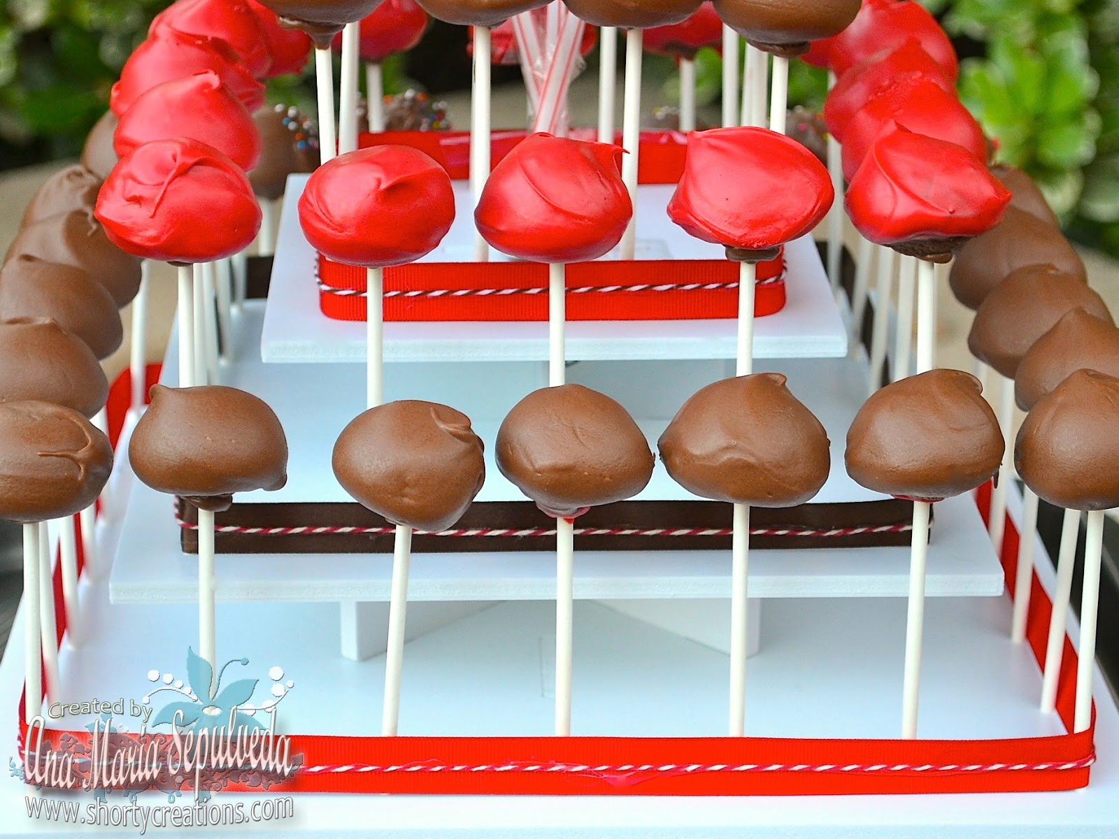 SHORTY CREATIONS: Movie Monster Cake Pops