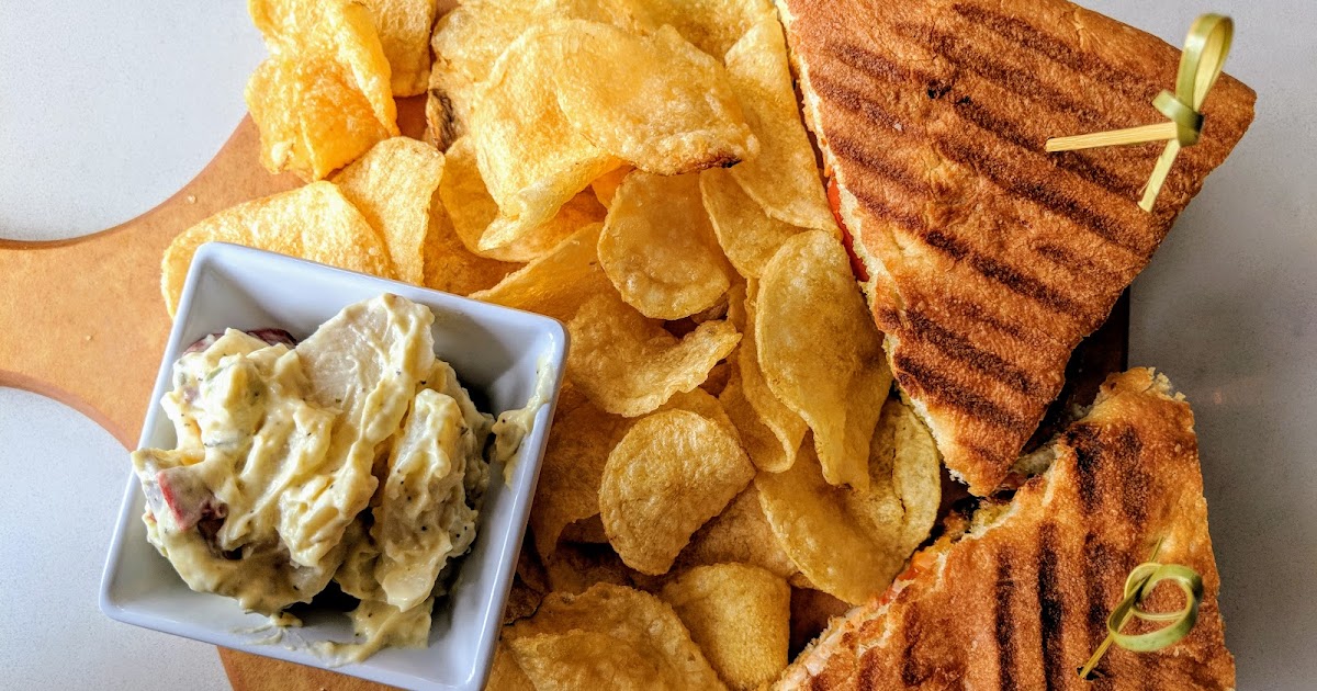 Smooch Food: Dinner at Cineplex Cinemas