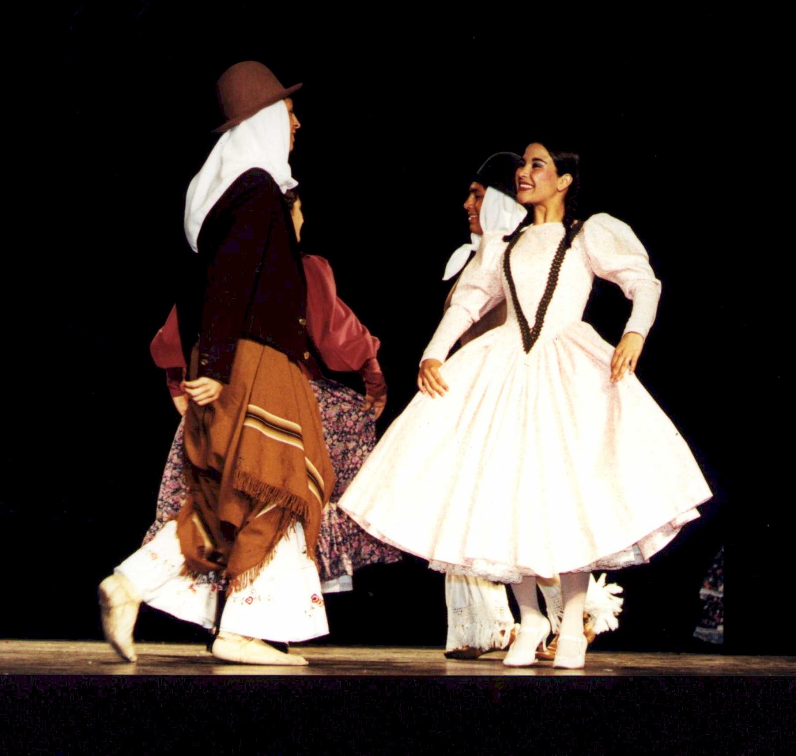 Demasiadas Noches: Pala-Pala (Argentina)