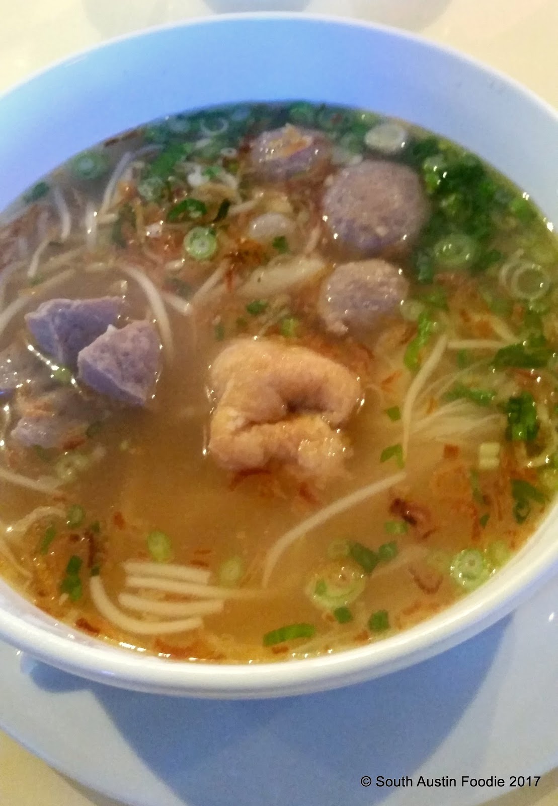 South Austin Foodie: EurAsia Sushi Bar in Oak Hill