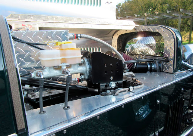 Aero Merlin MG 3 barrelback three wheeler: Alan's barrelback!